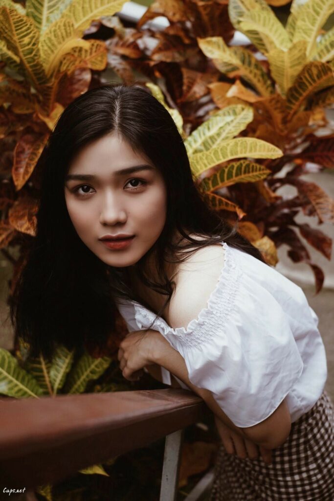 Lộ CLIP Trương Ngọc Trúc Quỳnh Với Trai Tây Quá Nóng